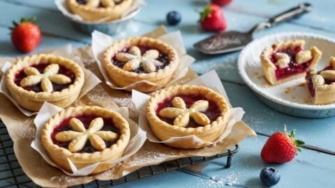 11 Easy and Delicious Mini Pie Recipes for Any Occasion [2026]